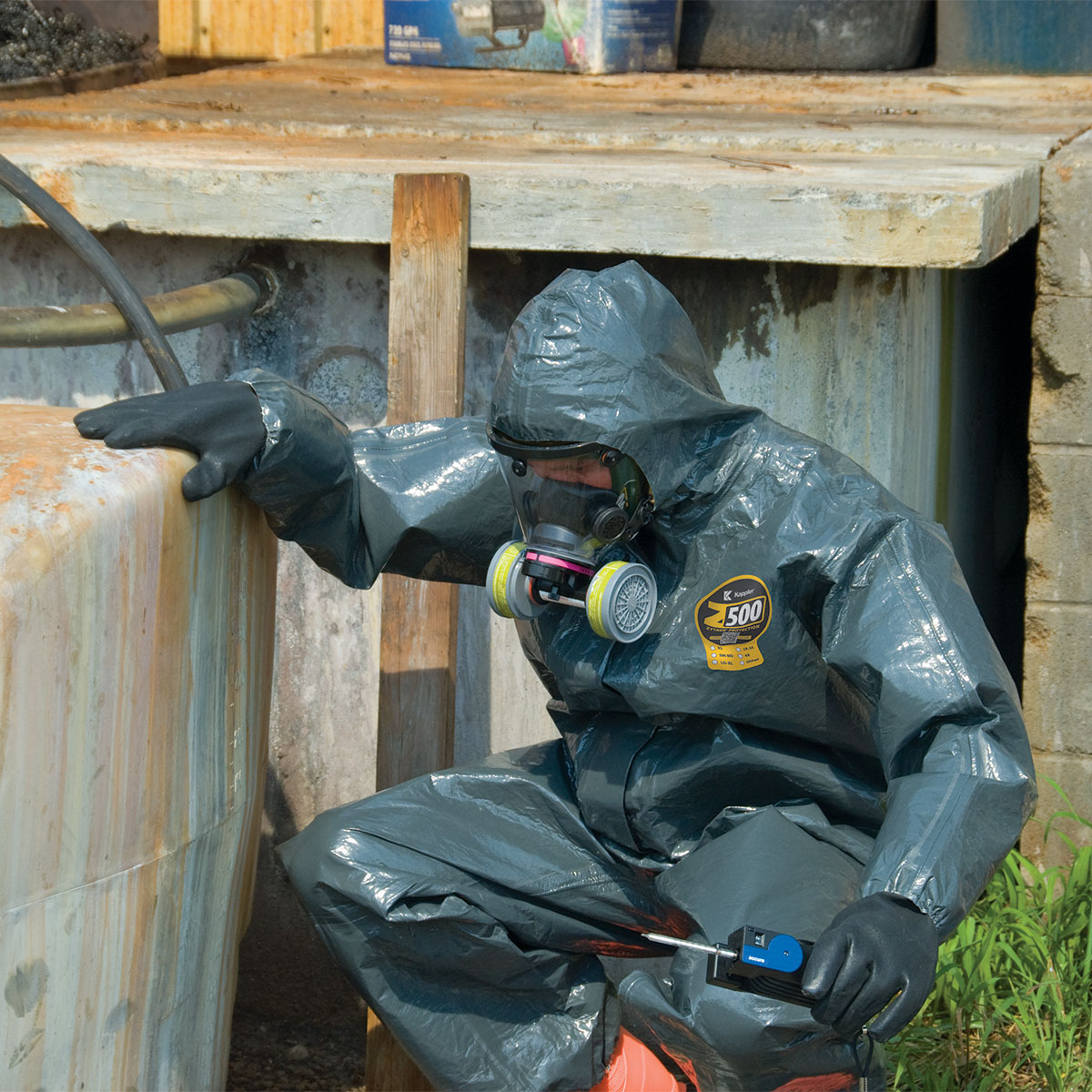 Zytron 500 Vapor Total Encapsulating Suit - General Heat-Sealed ...