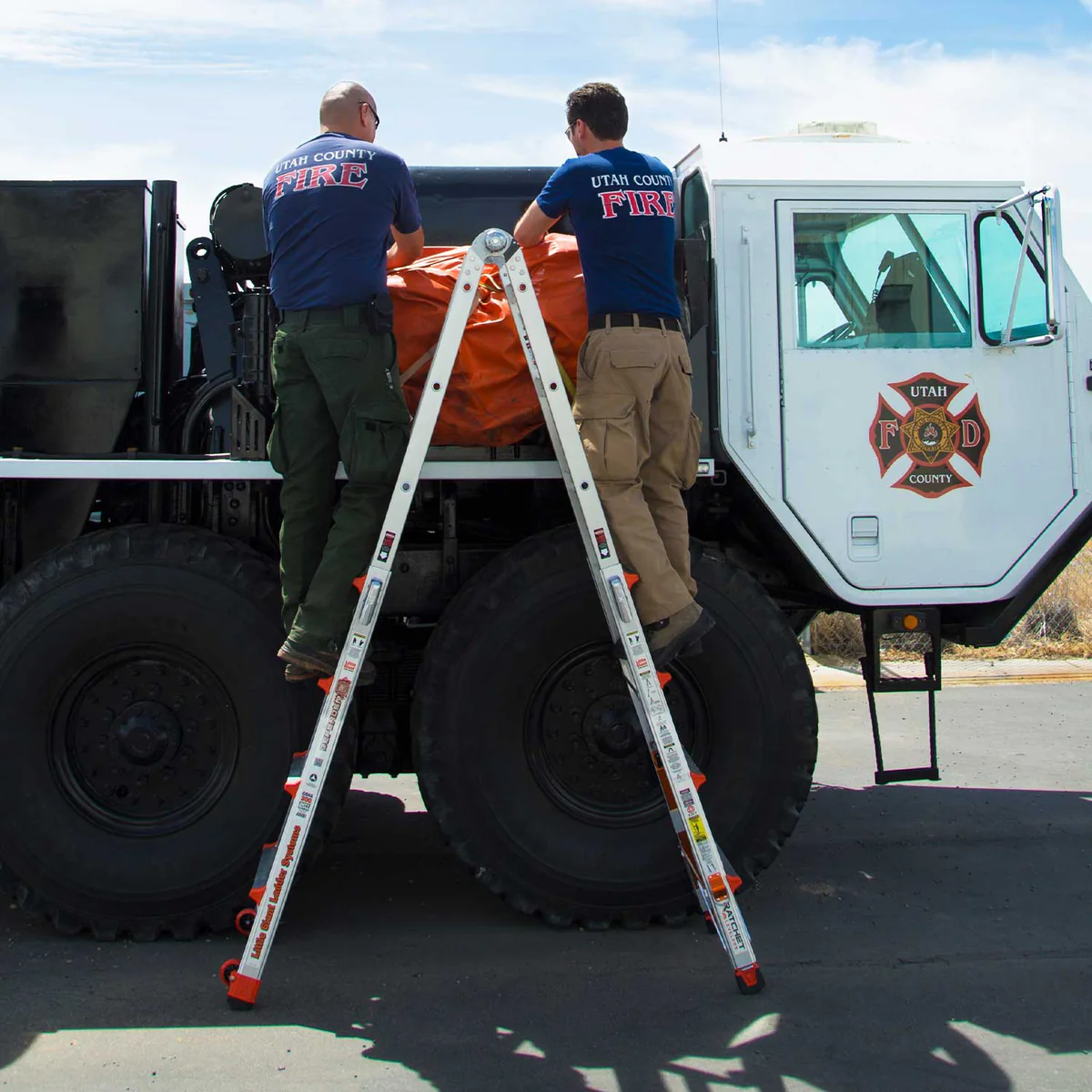 Defender Ladder - 22' | Shop Darley
